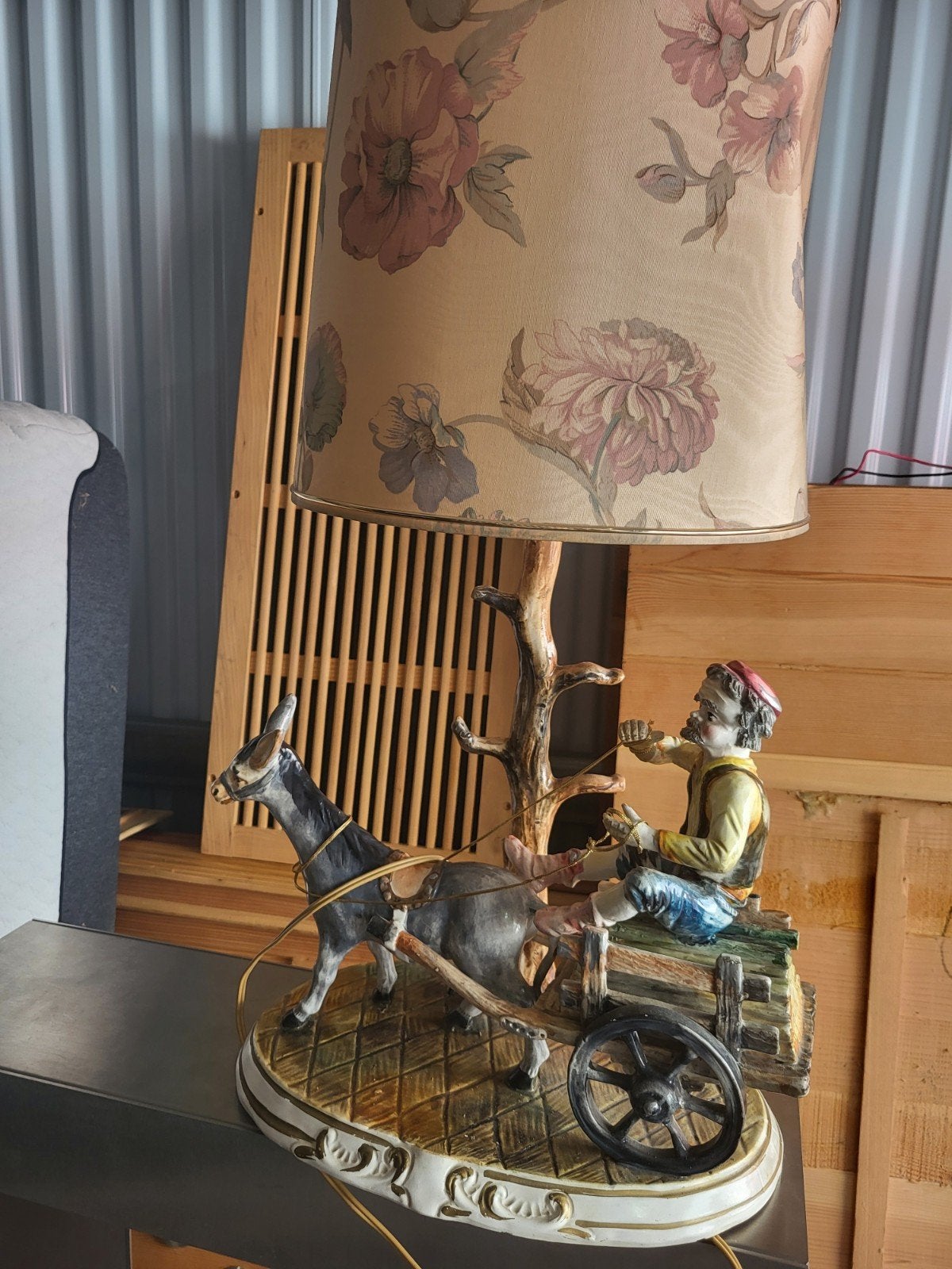 ≥ Vintage Capodimonte Tafellamp met Ezel en Boer — Antiek | Lampen ...