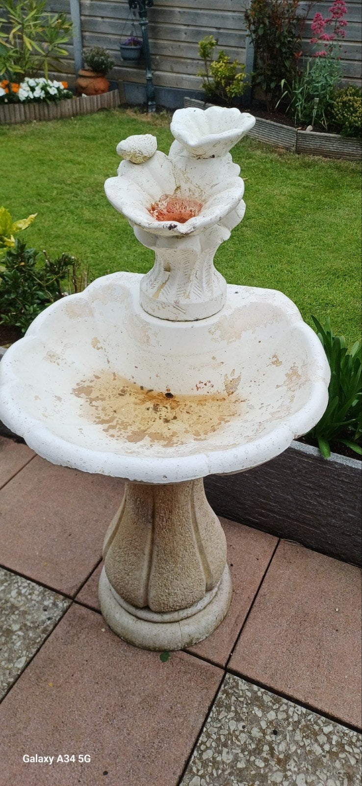 ≥ Decoratieve vogelbad/fontein van steen (m2406205770) — Tuinbeelden ...