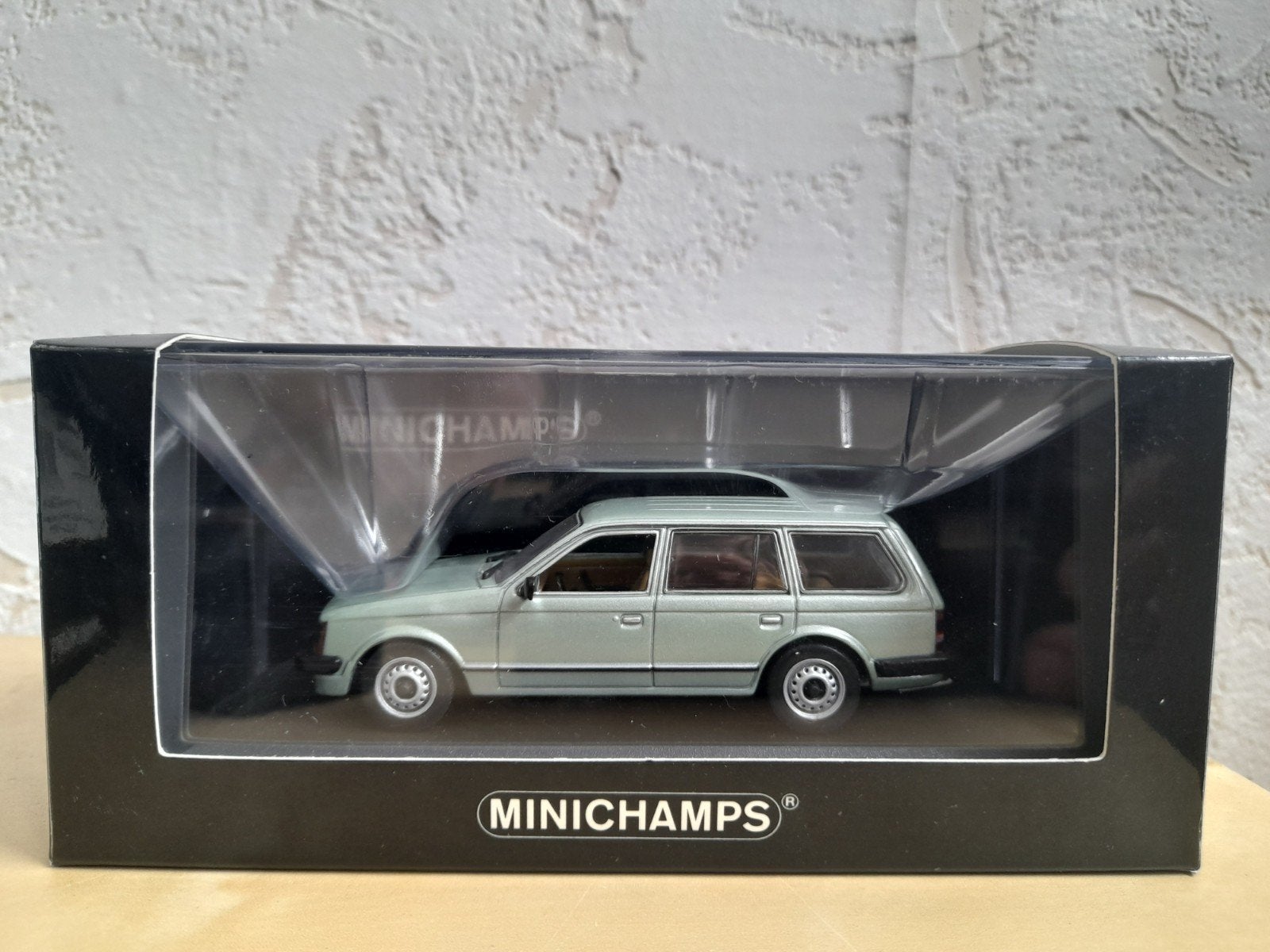 ≥ Opel Kadett D Caravan Green Metalic 1979 Minichamps 1:43 ovp ...