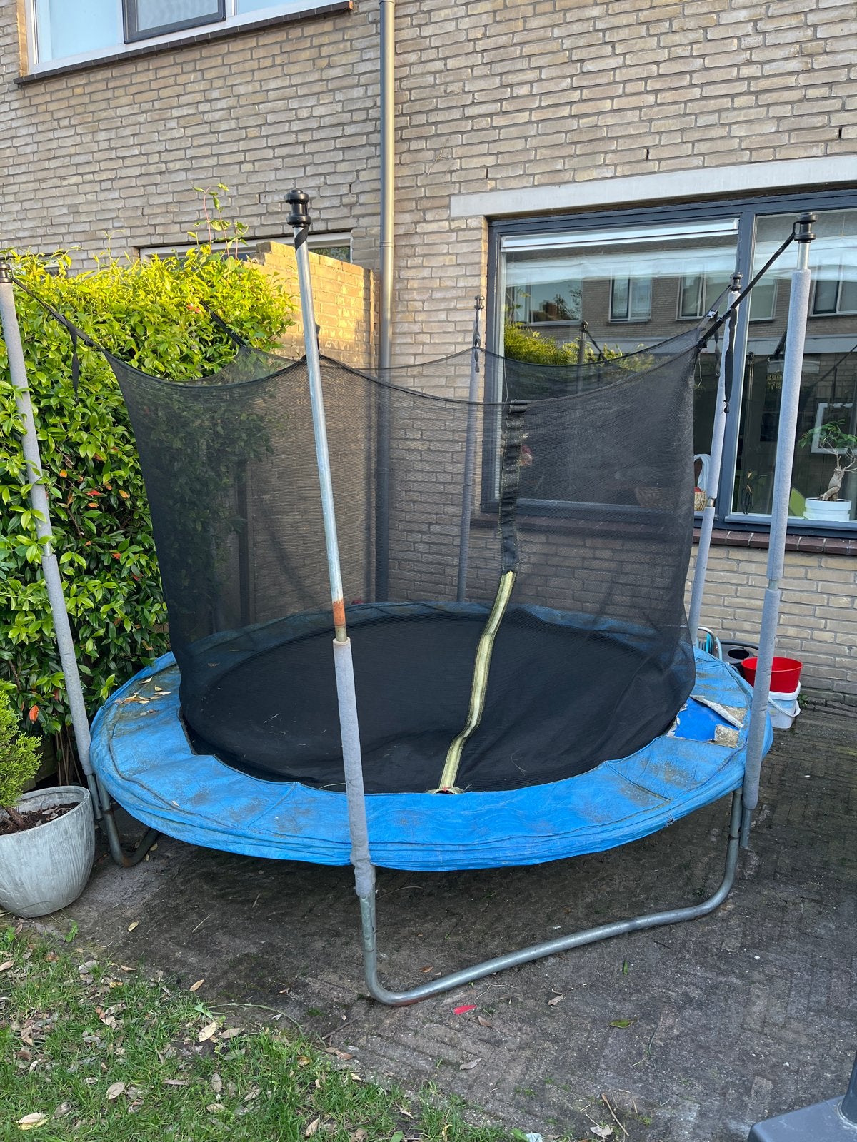 ≥ GRATIS OPHALEN - trampoline met net — Speelgoed | Buiten ...