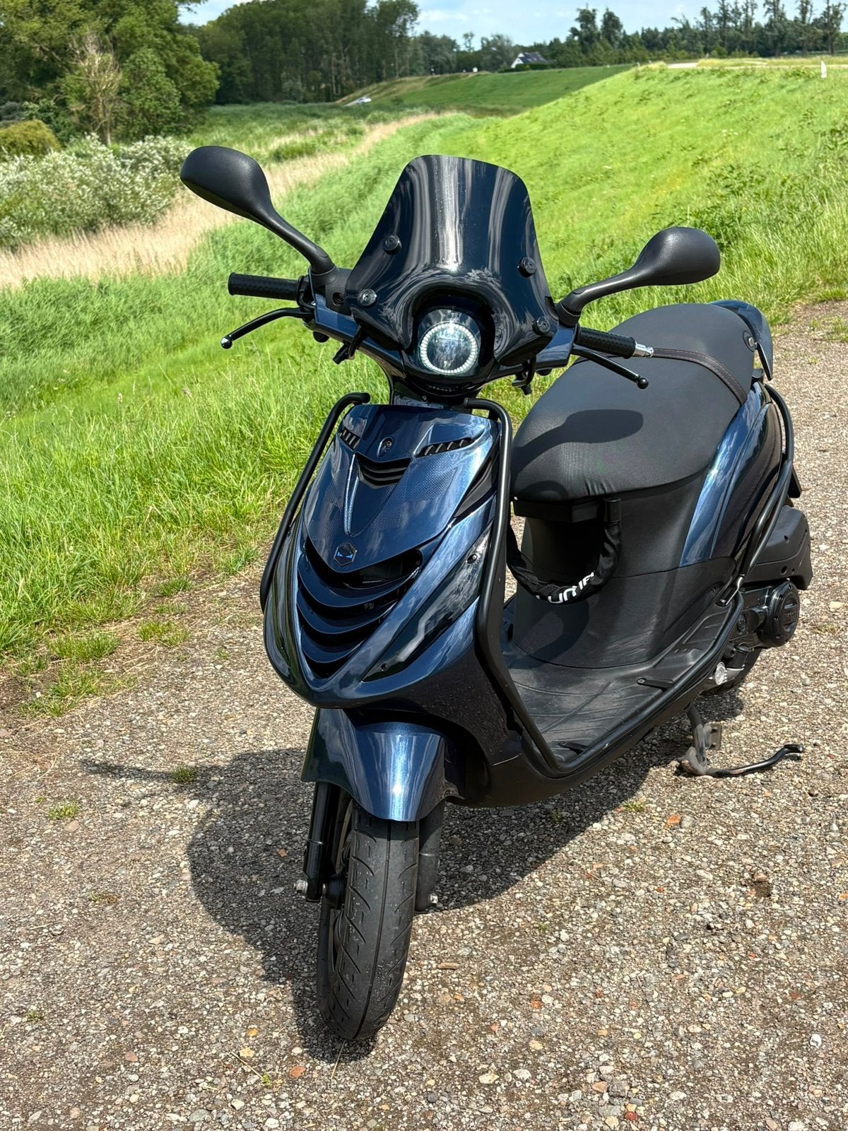 ≥ Piaggio zip 12-2024 full option nieuwstaat — Scooters | Piaggio ...