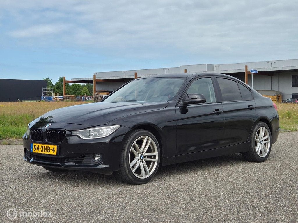 ≥ BMW 3-serie 320i Upgrade Edition Automaat ZEER SCHERPE PRIJS ...