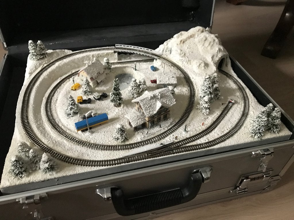 ≥ Marklin Z Noch treinbaan in rolkoffer — Modeltreinen | Overige ...