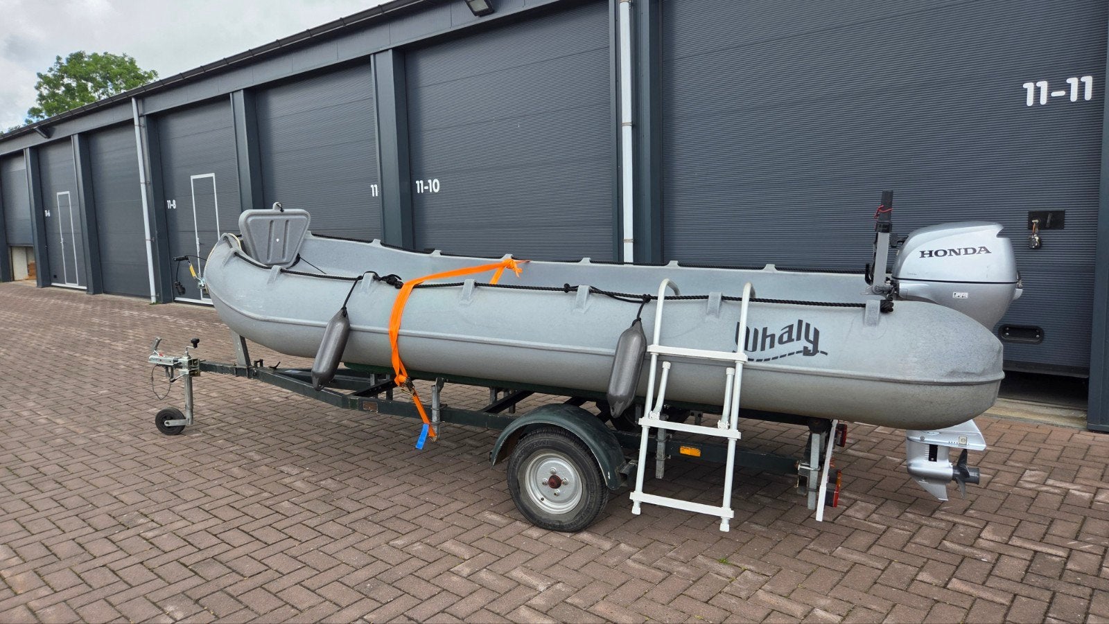 ≥ Whaly 435 + Honda Buitenboordmotor 8PK + Trailer — Accessoires en ...