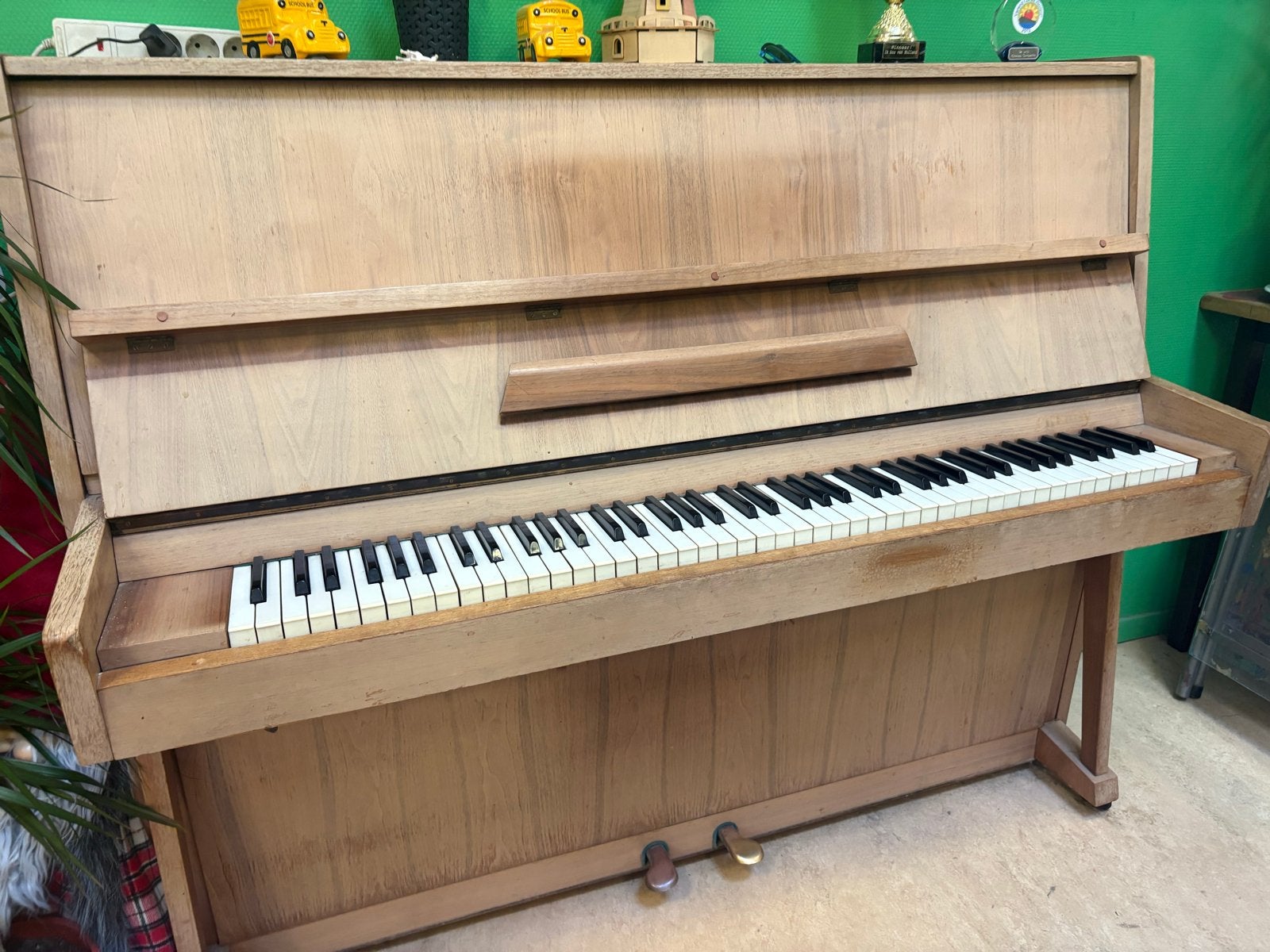≥ Piano - Moet gestemd worden — Piano's — Marktplaats