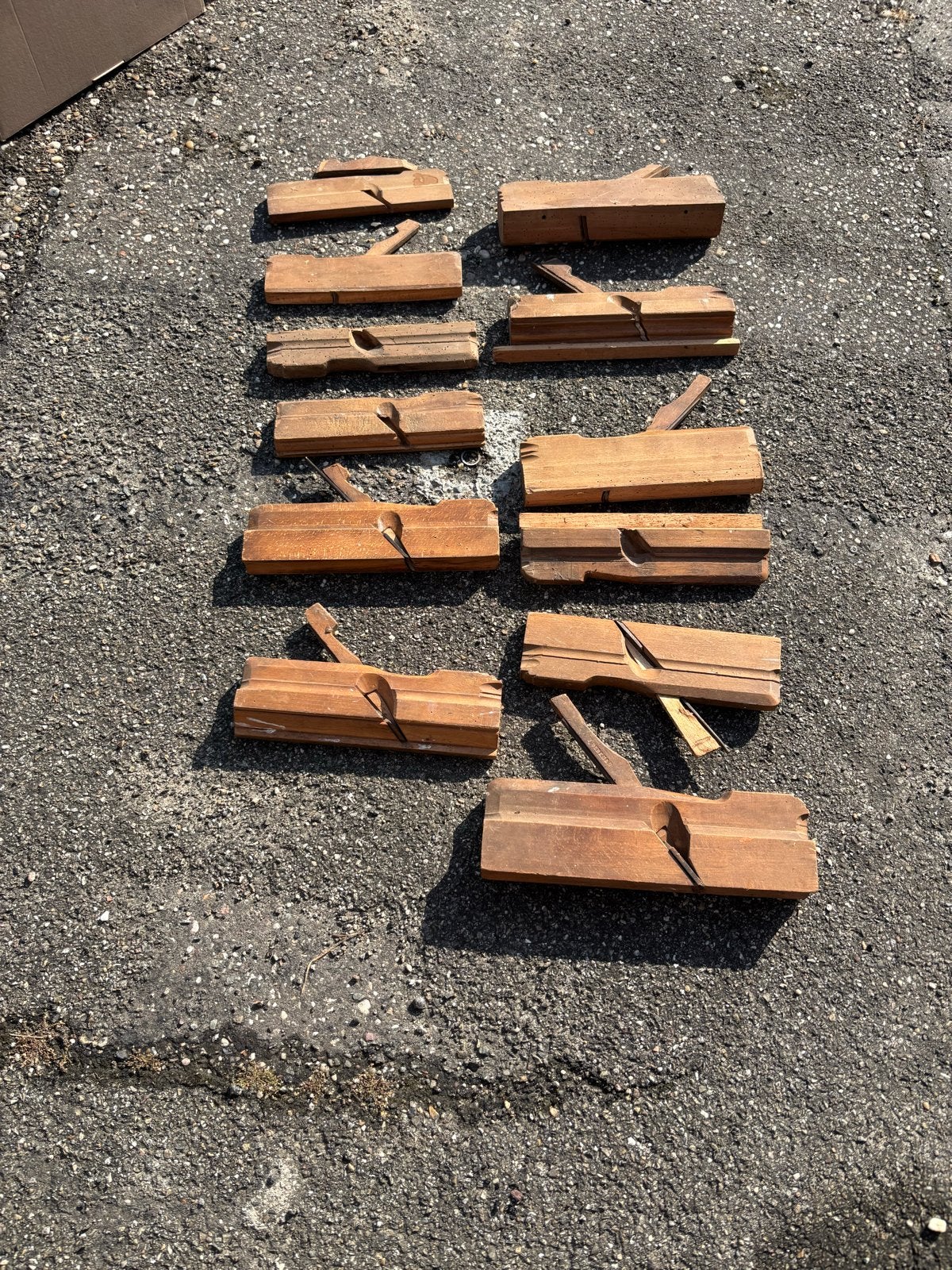 ≥ Set van 10 antieke houten schaven — Antiek | Gereedschap en ...