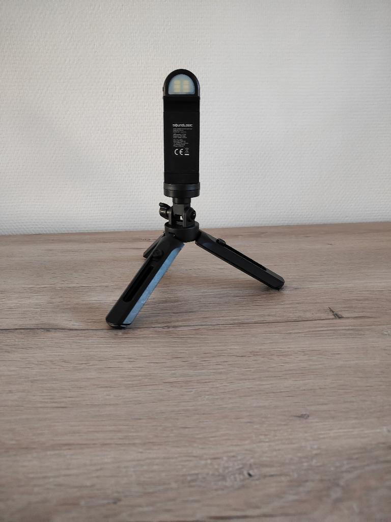≥ Selfiestick met led licht en statief — Mobiele telefoons | Toebehoren ...