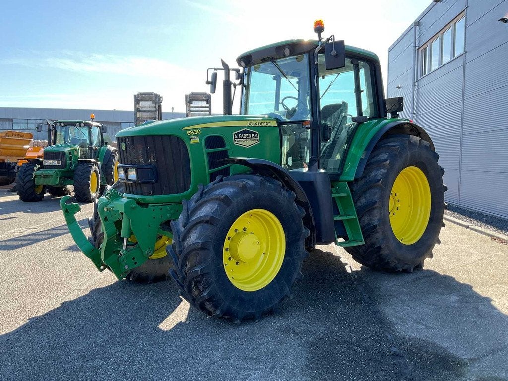 ≥ 2010 John Deere 6830 MW2 Vierwielaangedreven landbouwtractor ...