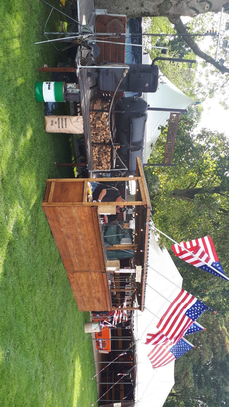 ≥ Grote BBQ's hout gestookt — Houtskoolbarbecues — Marktplaats