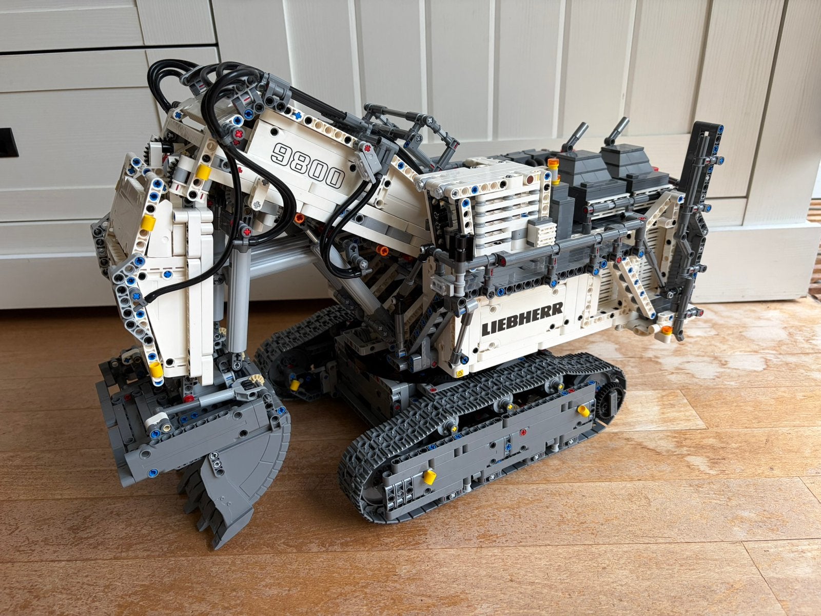 ≥ Lego Technic 42100 - Liebherr R9800 graafmachine (m2408306811 ...