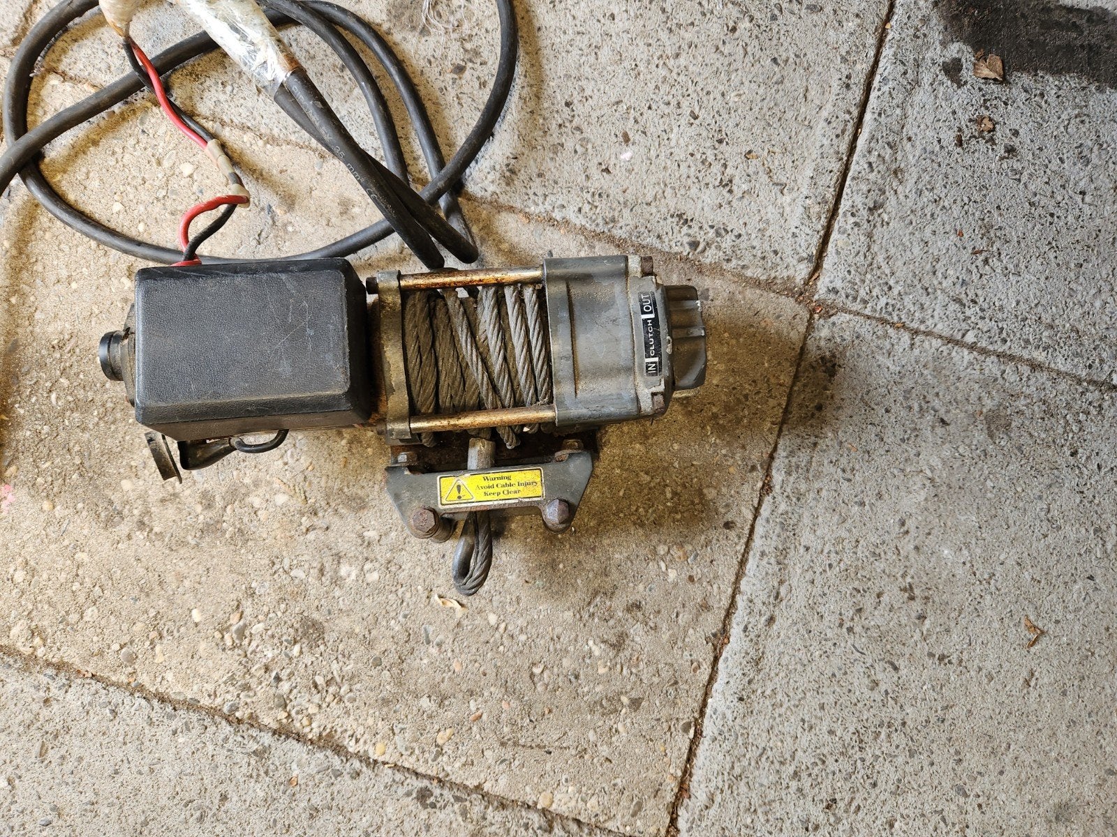 ≥ Elektrische lier compleet met afstandsbediening — Lieren en Takels ...