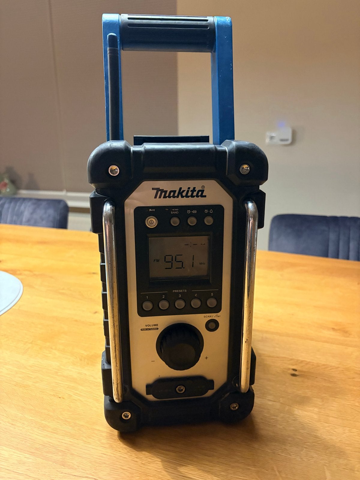 ≥ Makita DMR107 Bouwradio (m2406072096) — Radio's — Marktplaats