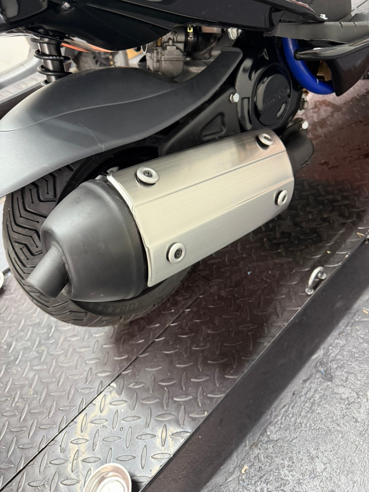 ≥ Hele nette sm06 met rvs voorbocht (m2402599542) — Brommeronderdelen ...