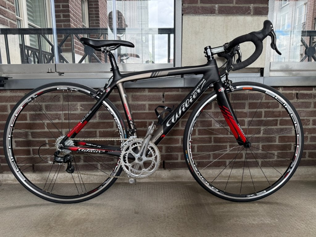 ≥ Wilier Triestina Izoard carbon 50 – Campagnolo Athena 11 — Fietsen ...