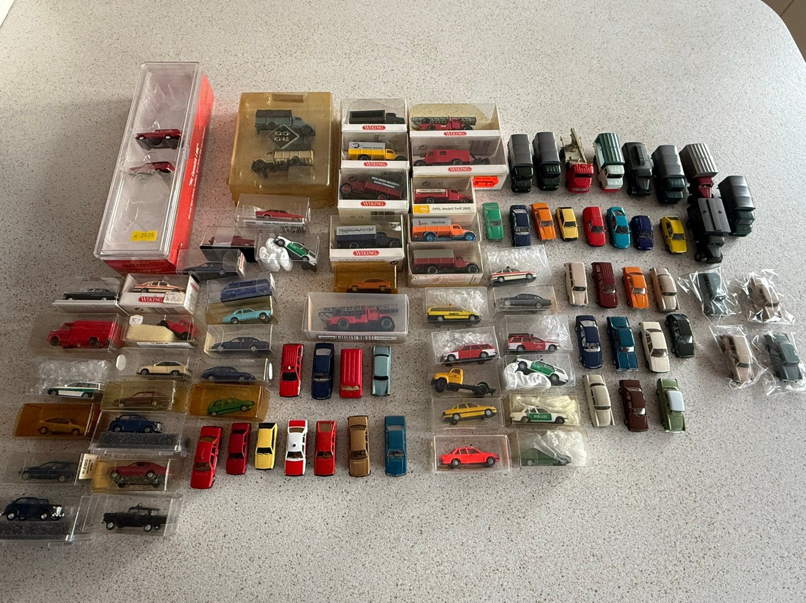 ≥ Verzameling van ca 95 diverse Opel miniaturen - 1:87 (m2404907935 ...
