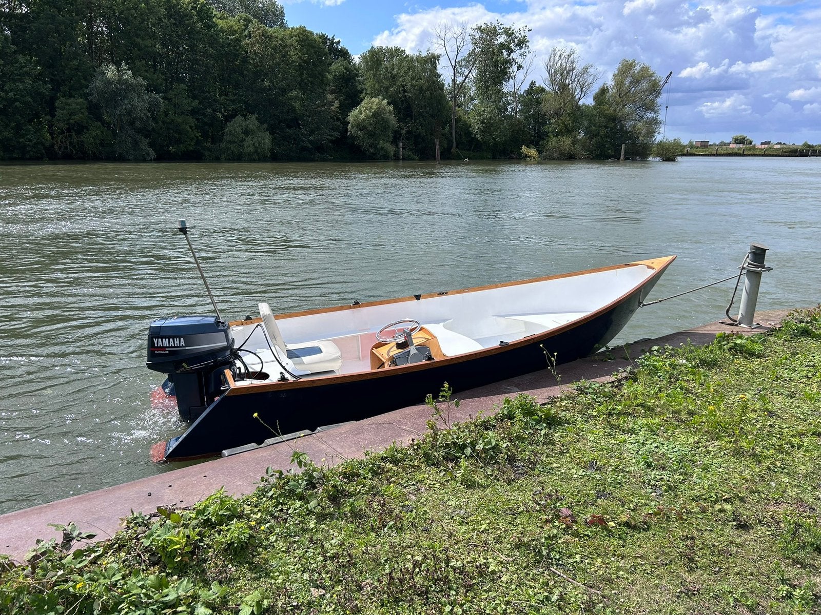 ≥ Tango skiff 14” / yamaha 25pk / trailer — Kano's — Marktplaats