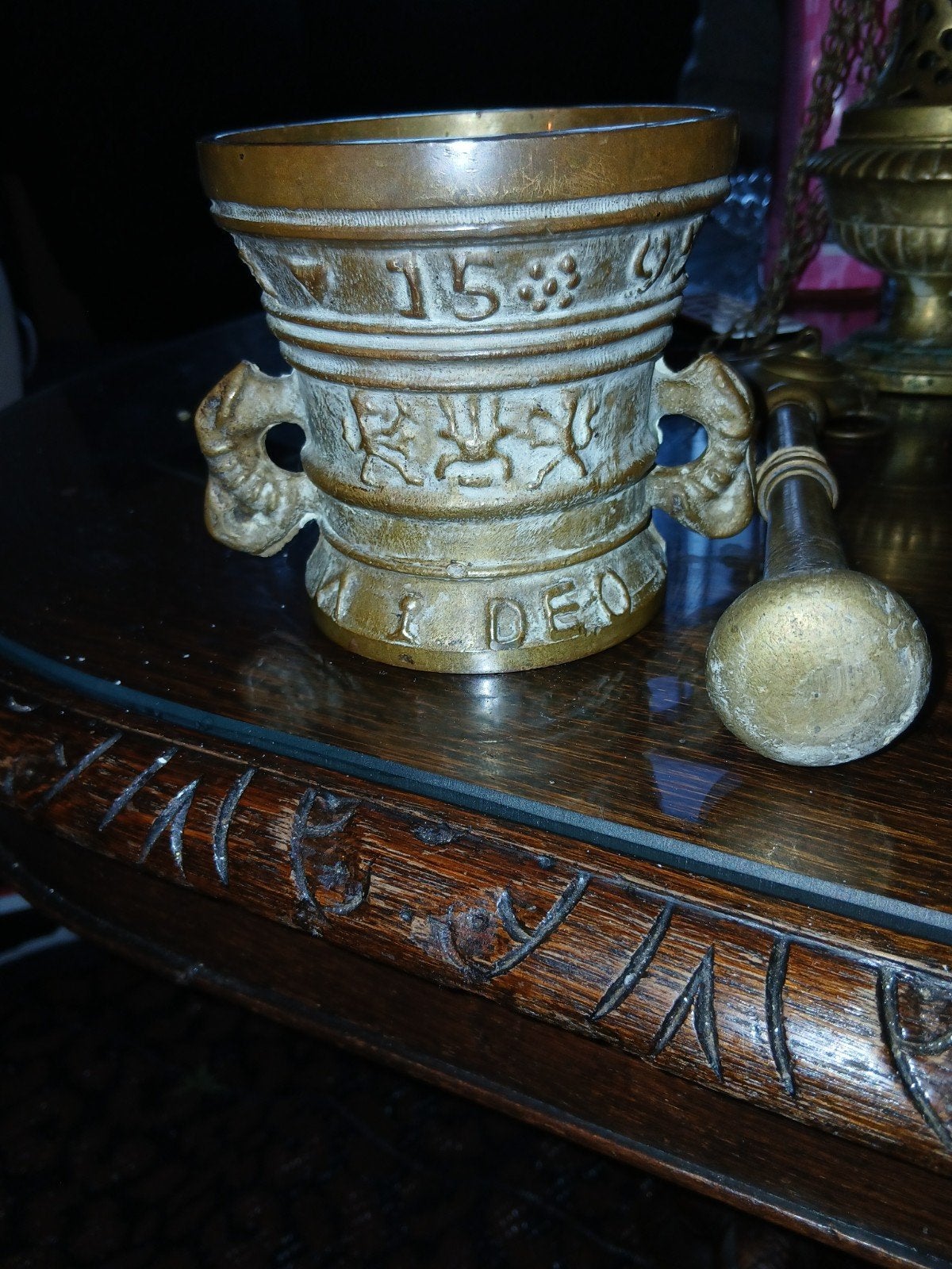 ≥ Antieke bronzen vijzel met stamper, gedateerd 1581 — Antiek | Koper ...