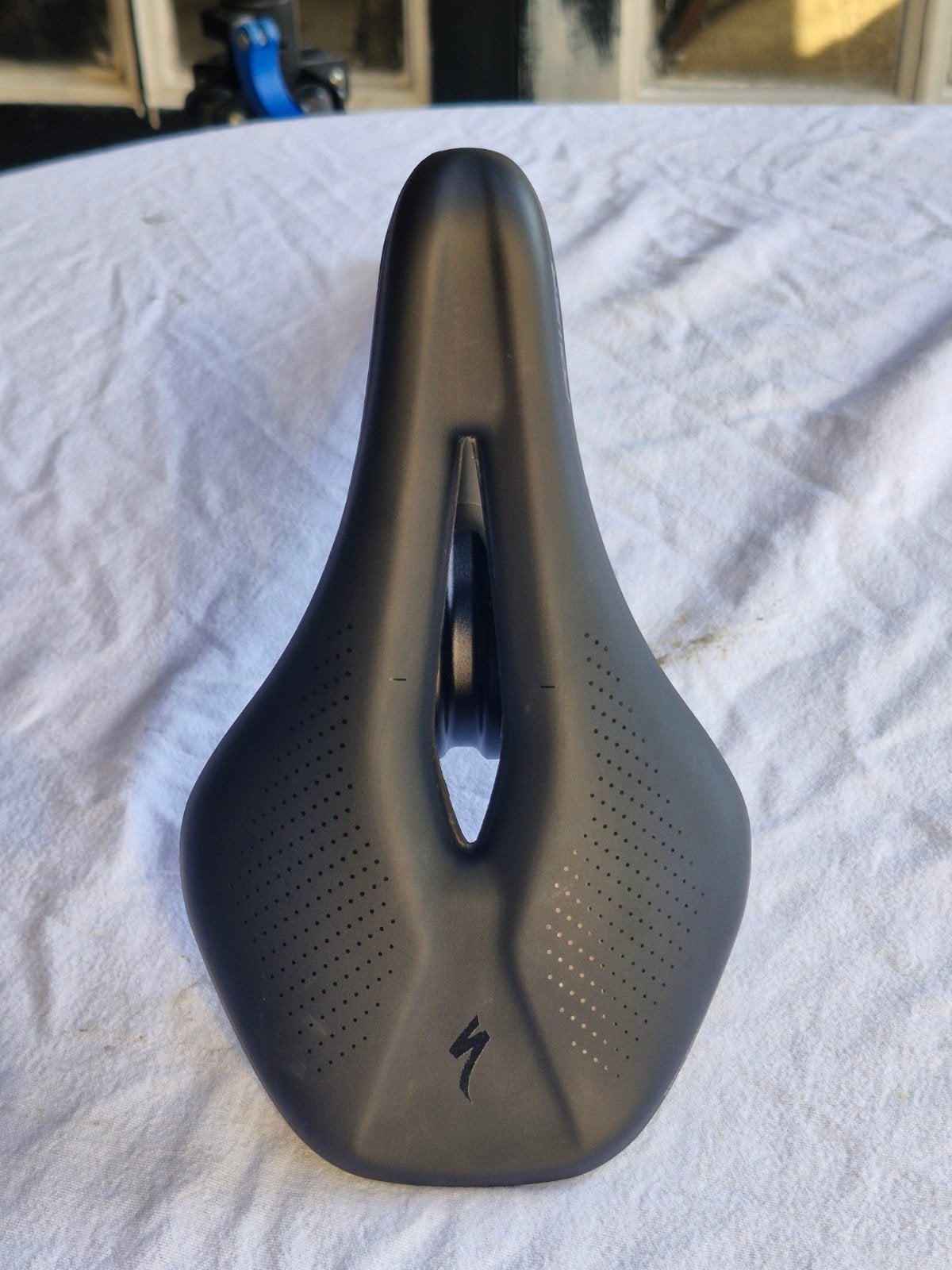 ≥ Specialized Body Geometry zadel met carbon zadelpen — Fietsonderdelen ...