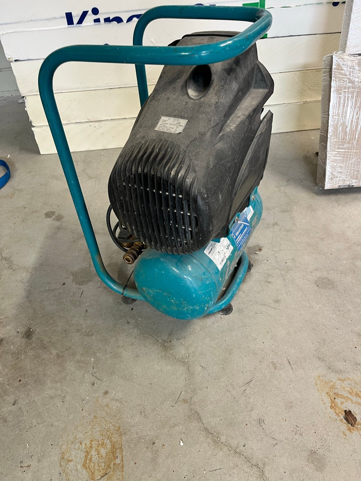 ≥ Compacte compressor met handvat — Compressors — Marktplaats