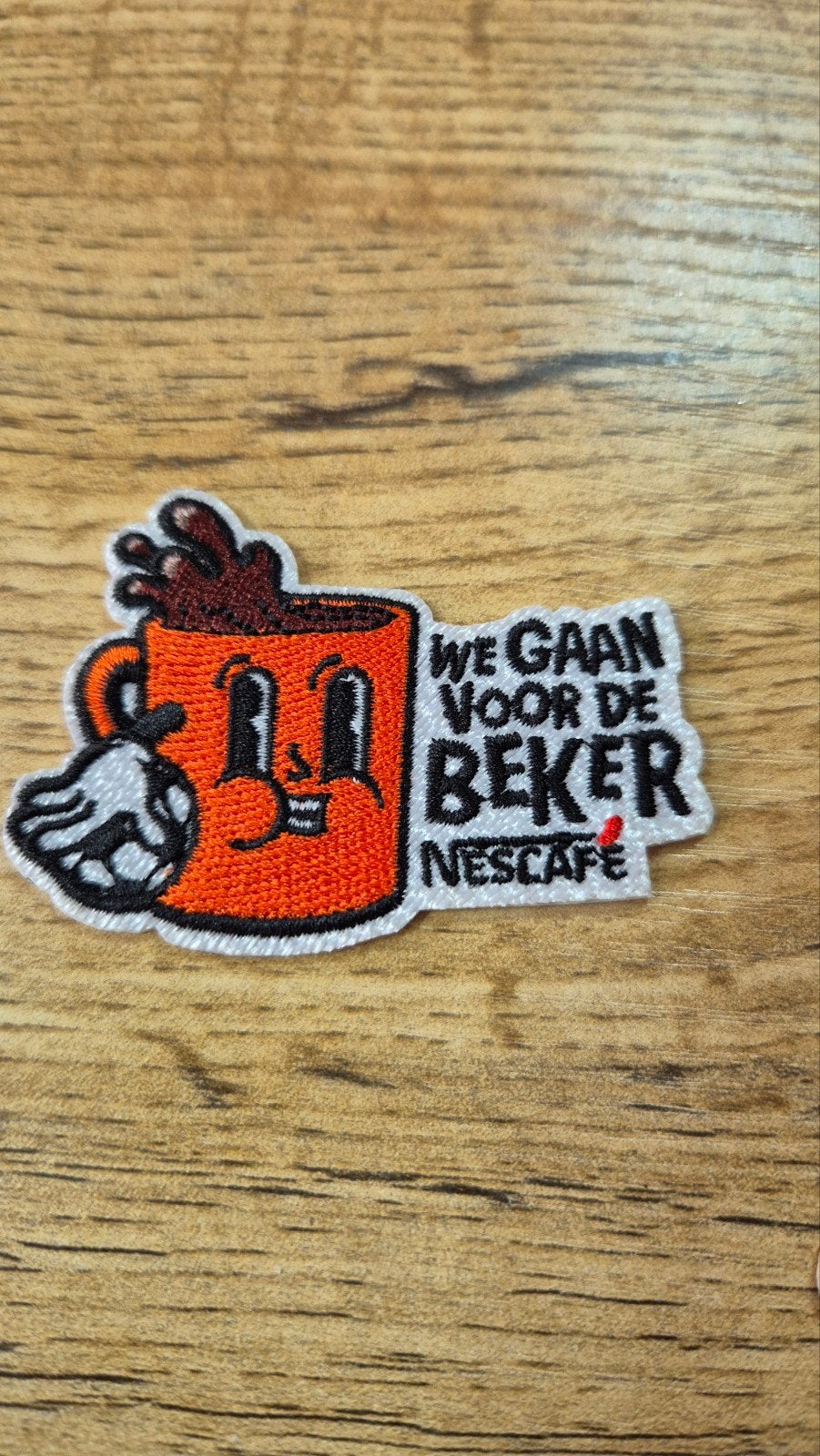 ≥ JUMBO WK - Nescafe 'We gaan voor de beker' embleem (m2406704815 ...