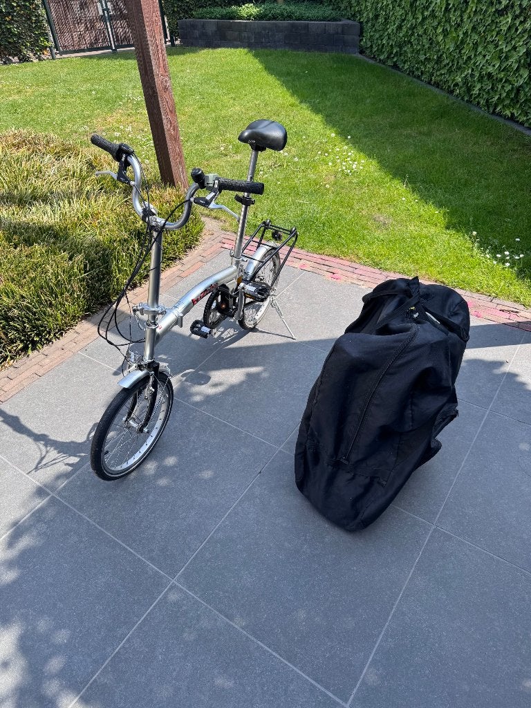 ≥ 2 st. geheel opvouwbare fietsen ieder met een opbergtas (m2406925388 ...