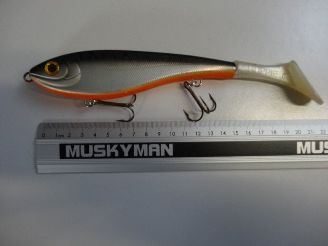 ≥ Kunstaas: Strike Pro Bandit Tail Jerkbaits — Hengelsport | Roofvissen ...