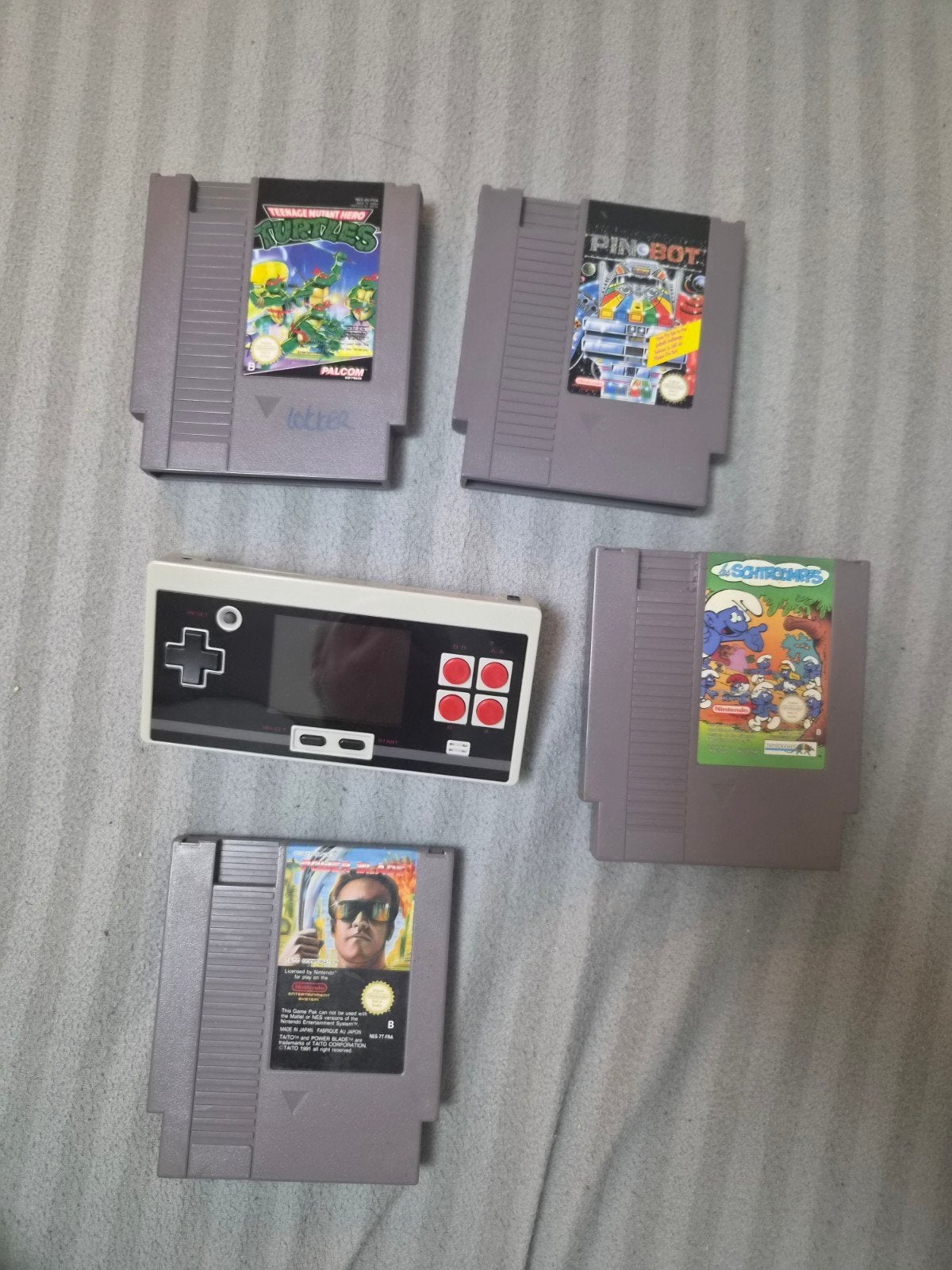 Retro Handheld Console met 4 NES Games (m2455035222) — Spelcomputers ...