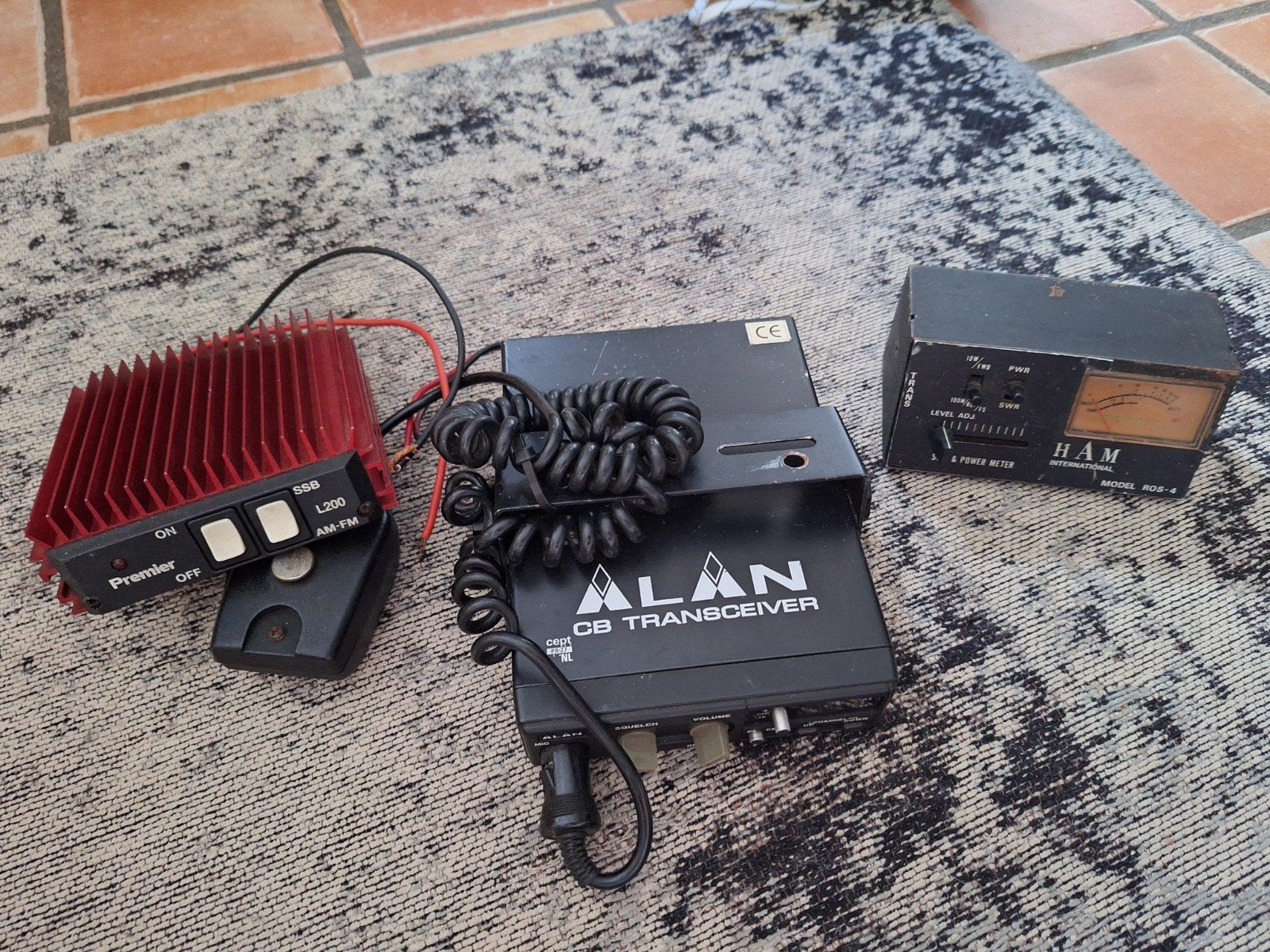 ≥ Alan CB Transceiver met Premier L200 en HAM S-Power Meter — Zenders ...