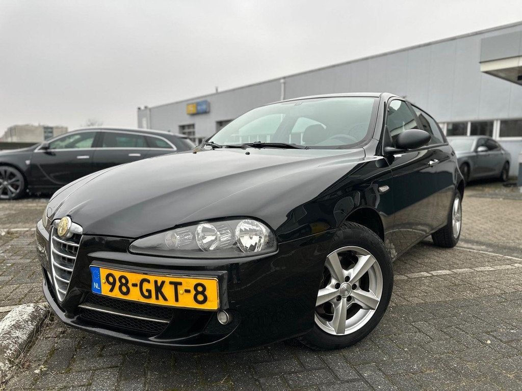 ≥ Alfa Romeo 147 1.6 T.Spark Progression | Airco | Cruise Cont — Alfa ...