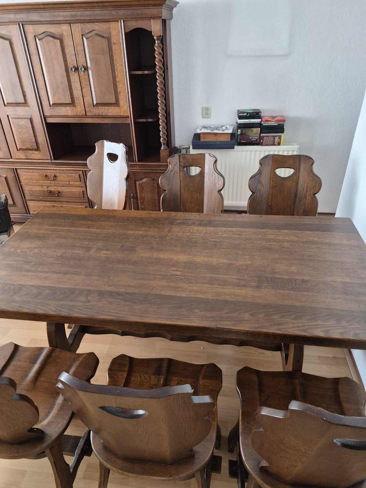 ≥ GRATIS !! Massief eiken eettafel met 6 stoelen (m2406543788) — Tafels ...