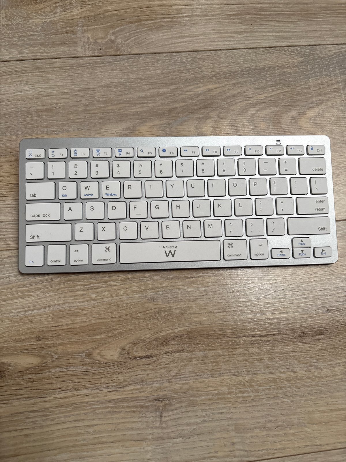 ≥ Ewent Bluetooth Toetsenbord - Compact en Draadloos — Toetsenborden ...