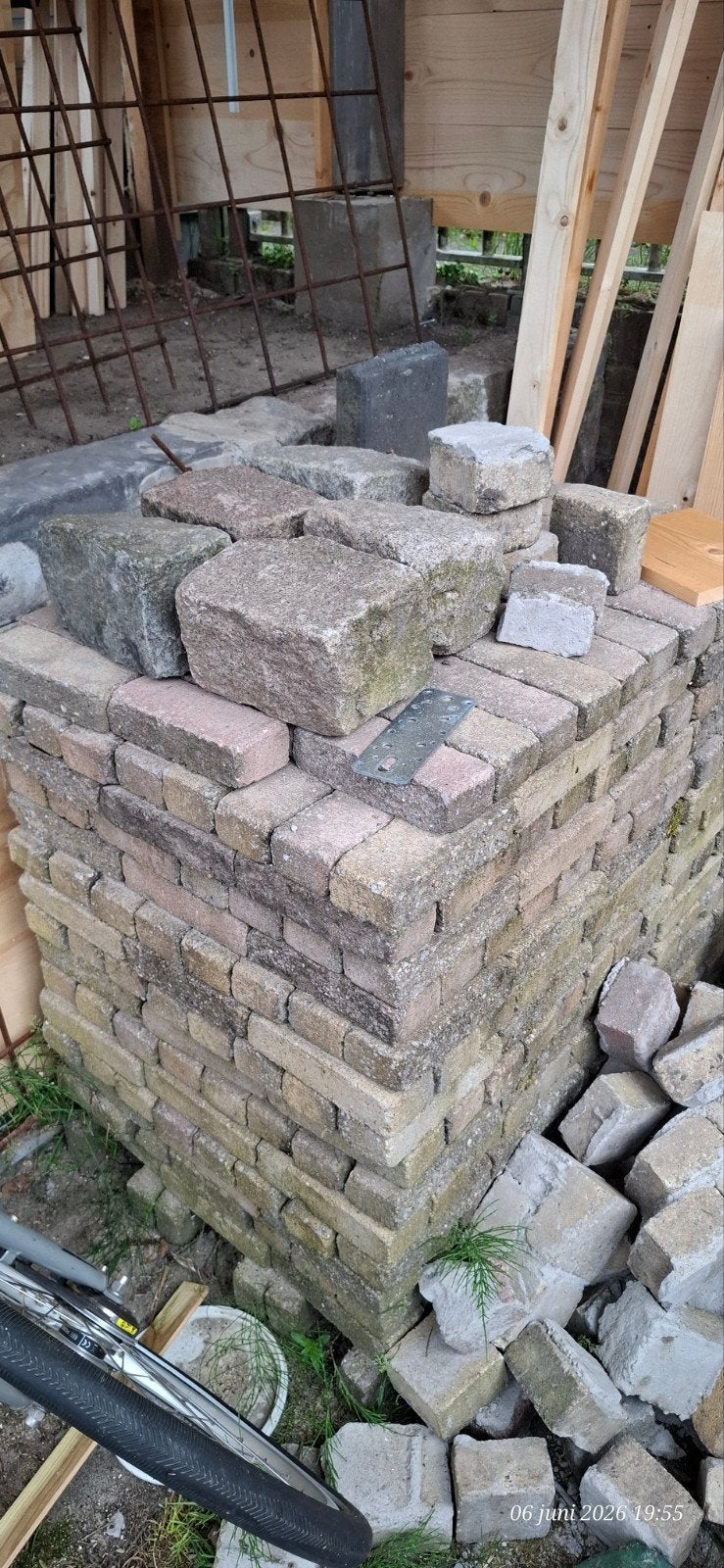 ≥ Gratis Klinkers 7x5x20cm, netjes en droog opgeslagen — Tegels en ...