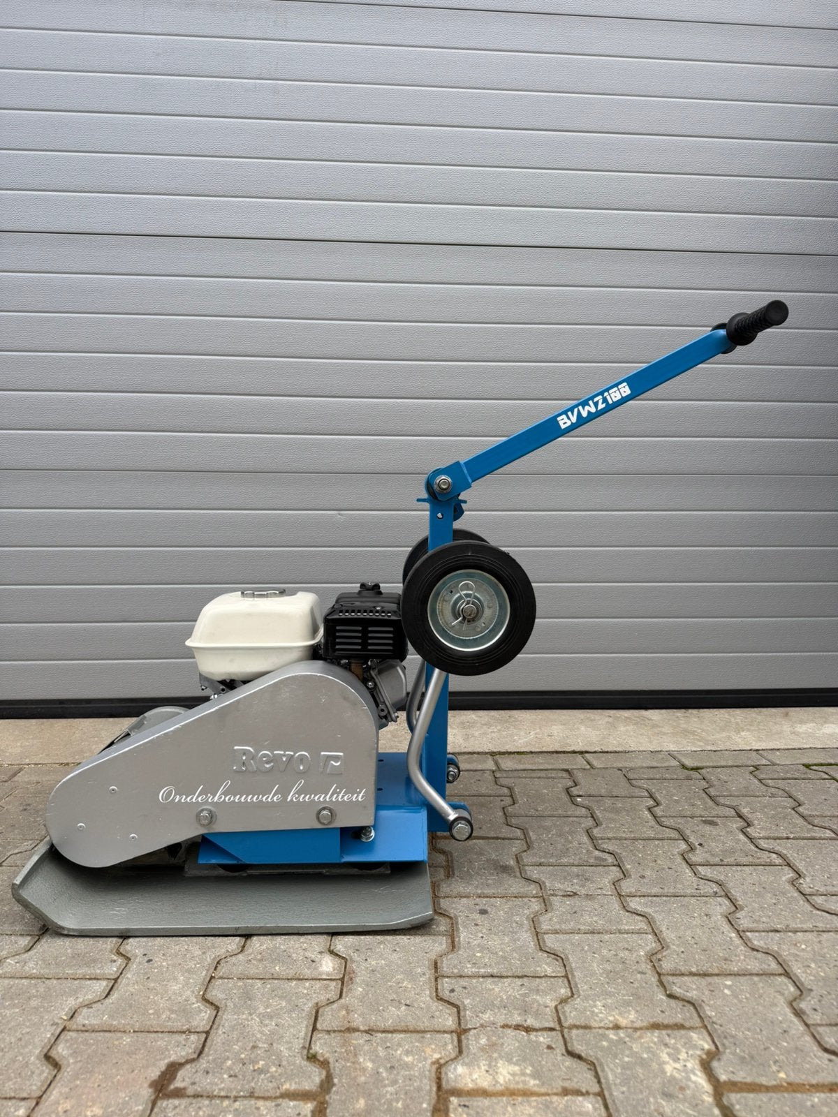 ≥ Revo BVW2100 Trilplaat — Hand-tuingereedschap — Marktplaats