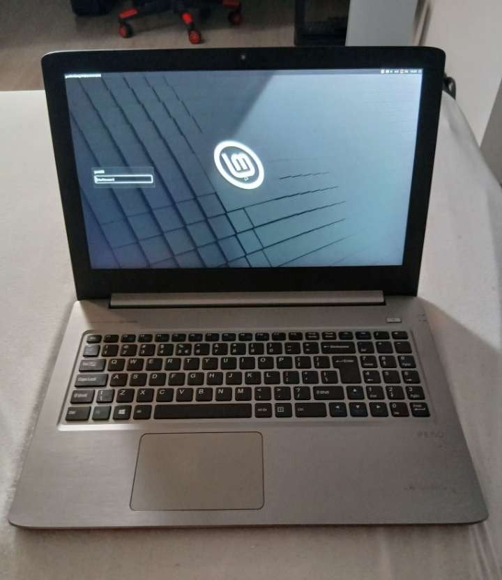 ≥ PEAQ PNB S1015 laptop te koop — Windows Laptops — Marktplaats