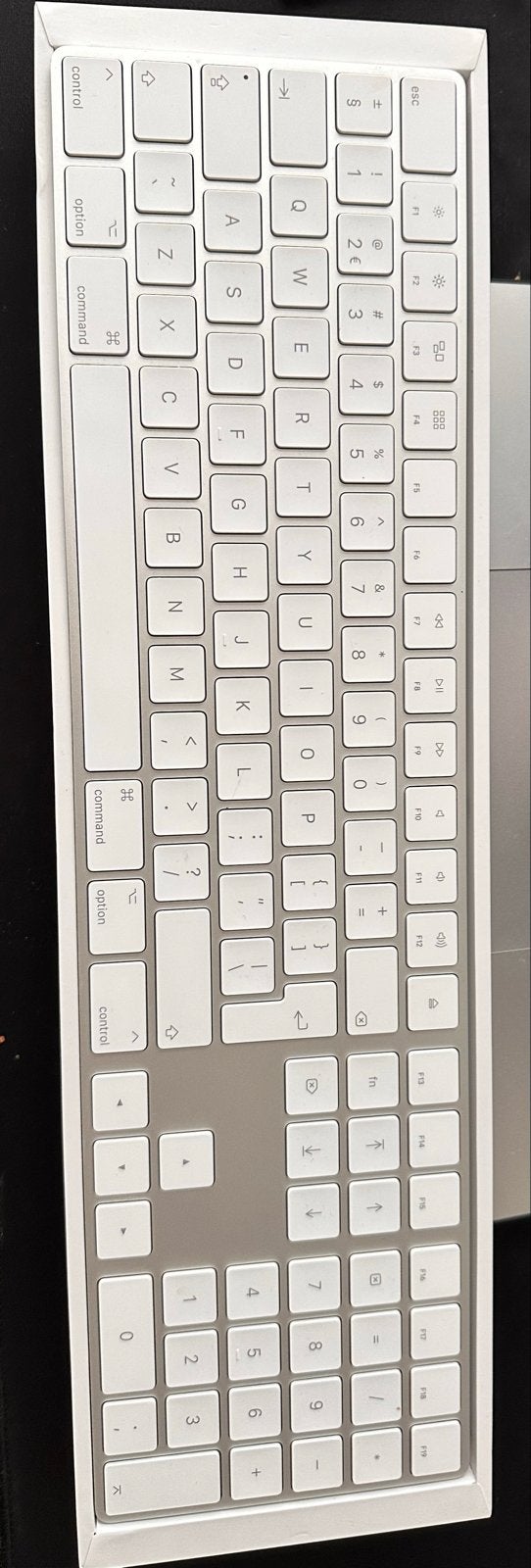 ≥ Apple Magic Keyboard met numeriek toetsenblok — Toetsenborden ...