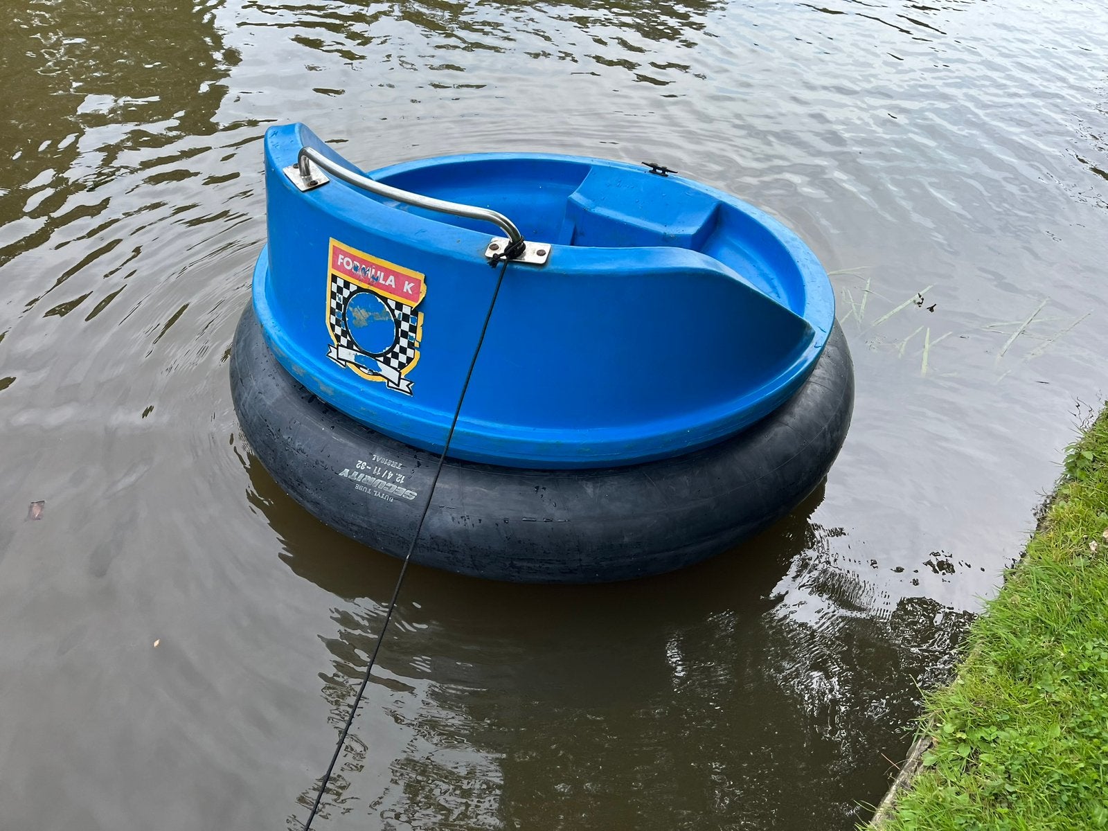 ≥ Leuke 2 persoons botsboot kermisbootje met motor — Kano's — Marktplaats