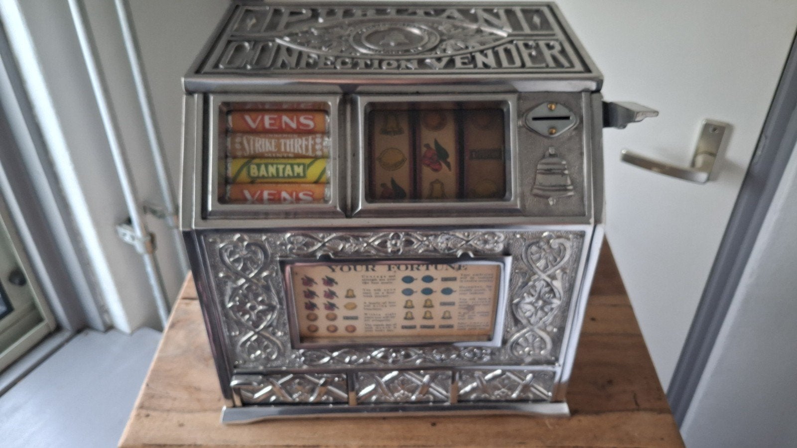 ≥ Antieke Puritan Baby Gokautomaat - Confection Vender — Automaten ...
