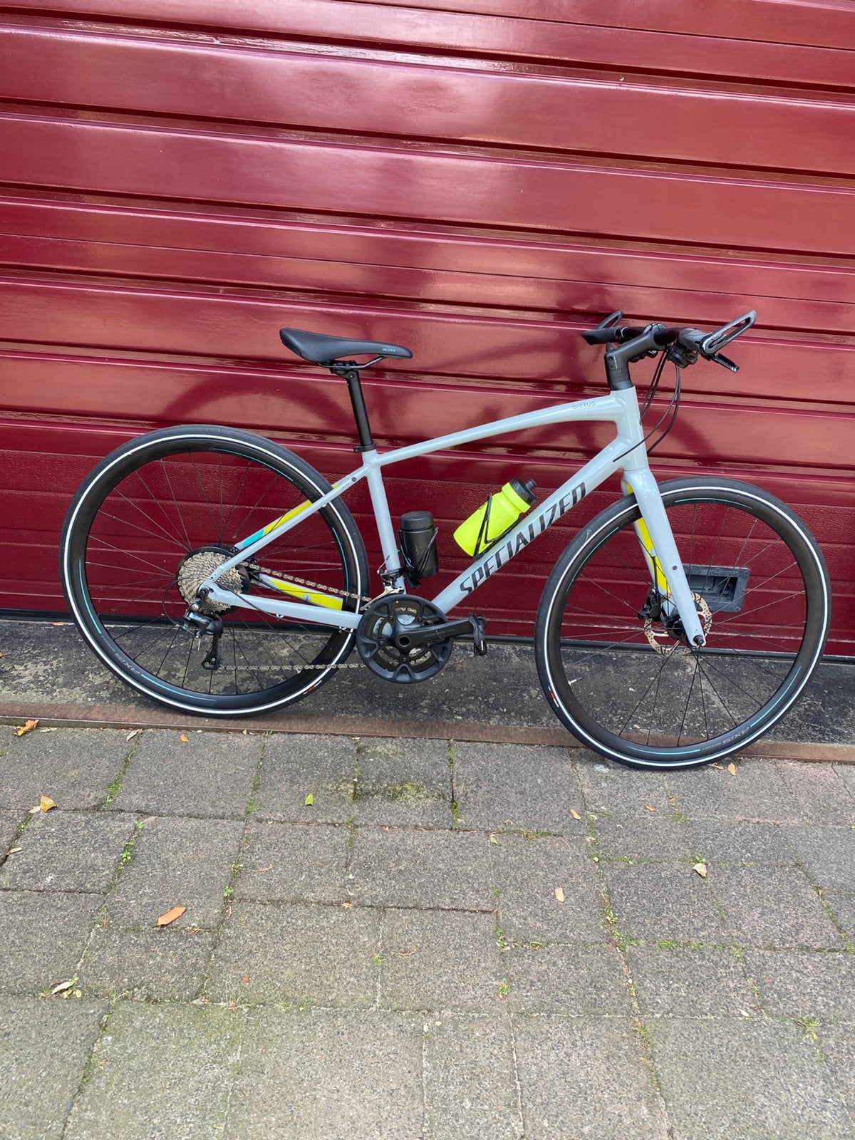 ≥ Specialized sirrus sportfiets voor vrouwen — Fietsen | Mountainbikes ...