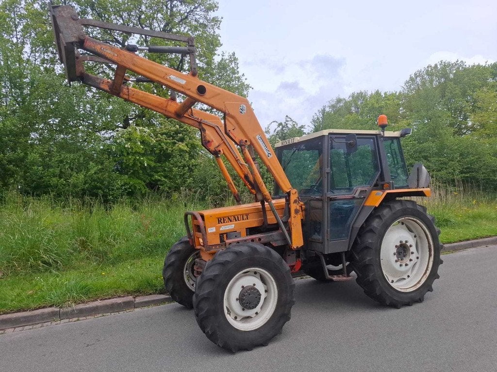 ≥ 1988 Renault 75.14 LS Vierwielaangedreven landbouwtractor — Agrarisch ...