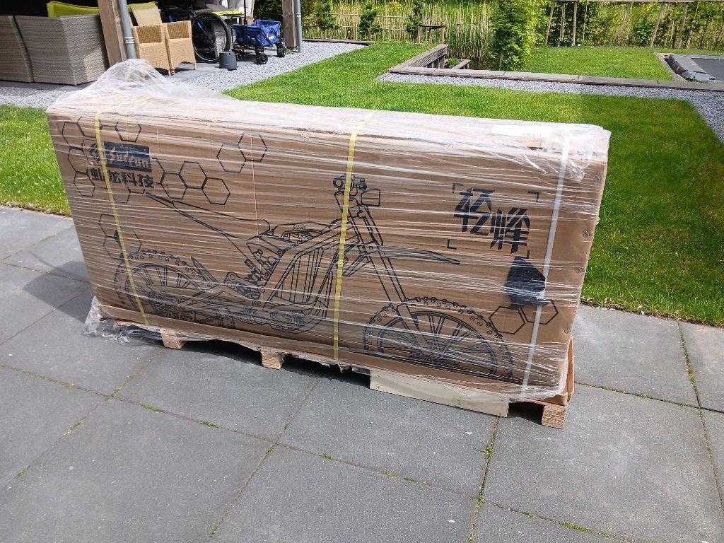 ≥ Paarse Surron lbx 2025 IN DOOS! — Automerken, Motoren en Formule 1 ...