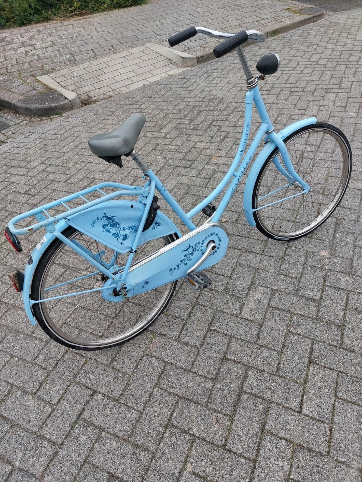 ≥ Leuke 24 inch Gazelle Oma Fiets met terugtraprem (m2407818120 ...