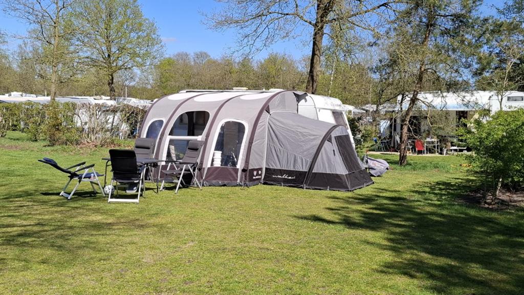 ≥ Mooie Walker Palace 360 opblaasbare voortent met erker — Tenten ...