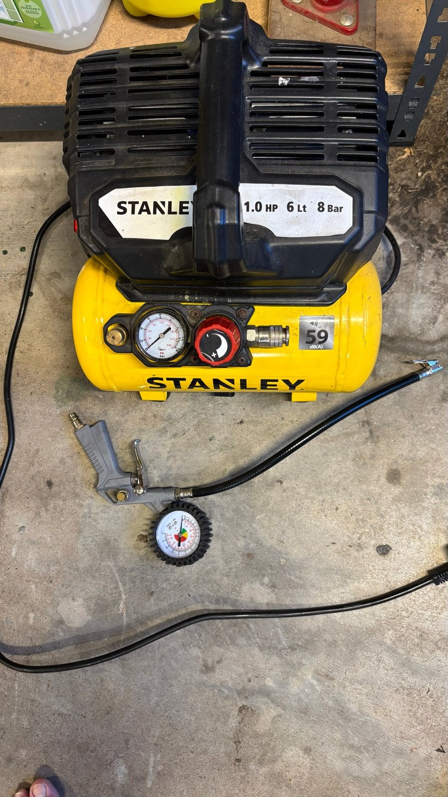 ≥ Stanley Compressor 1.0 HP 6L 8 Bar — Compressors — Marktplaats