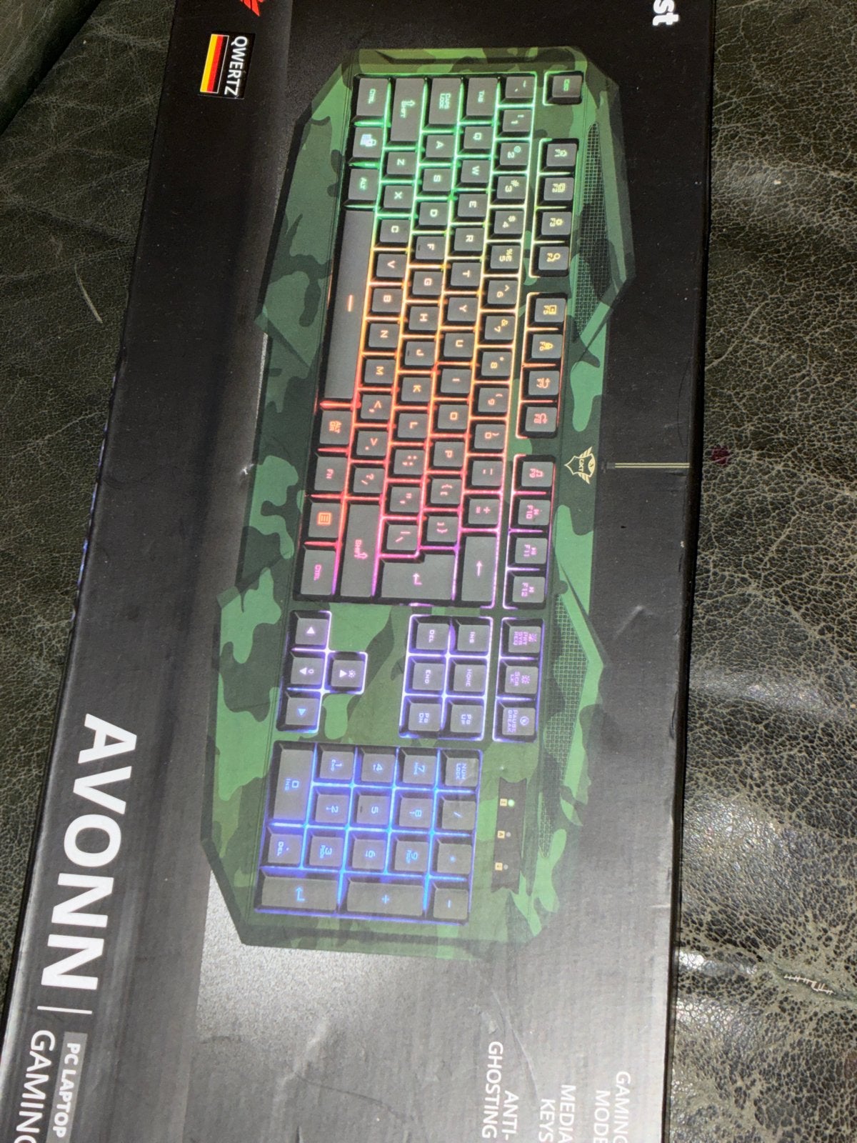 ≥ AVONN Gaming Toetsenbord QWERTZ Camouflage RGB — Toetsenborden ...