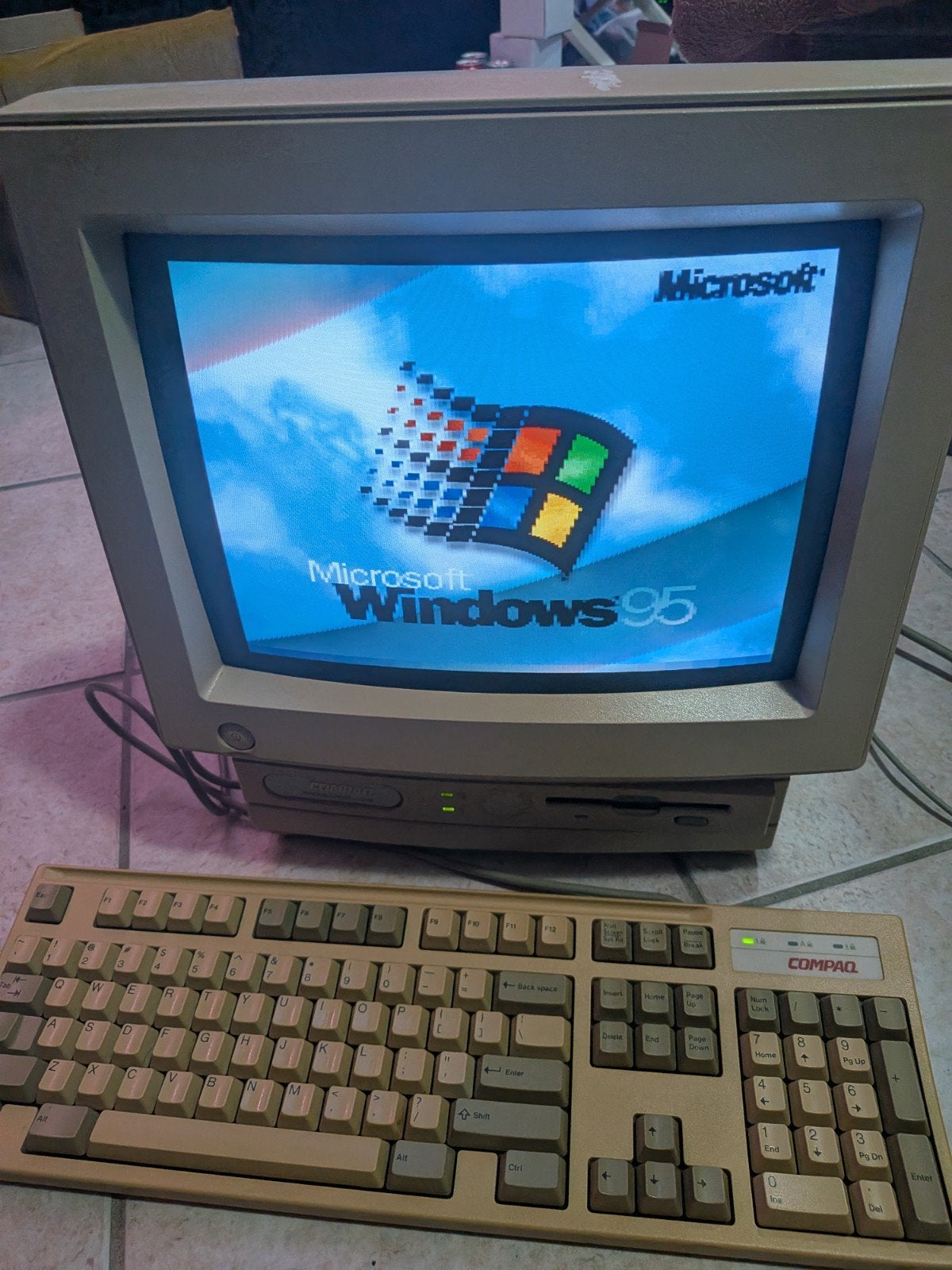 ≥ Compaq Presario 425 met Windows 95 — Vintage Computers — Marktplaats