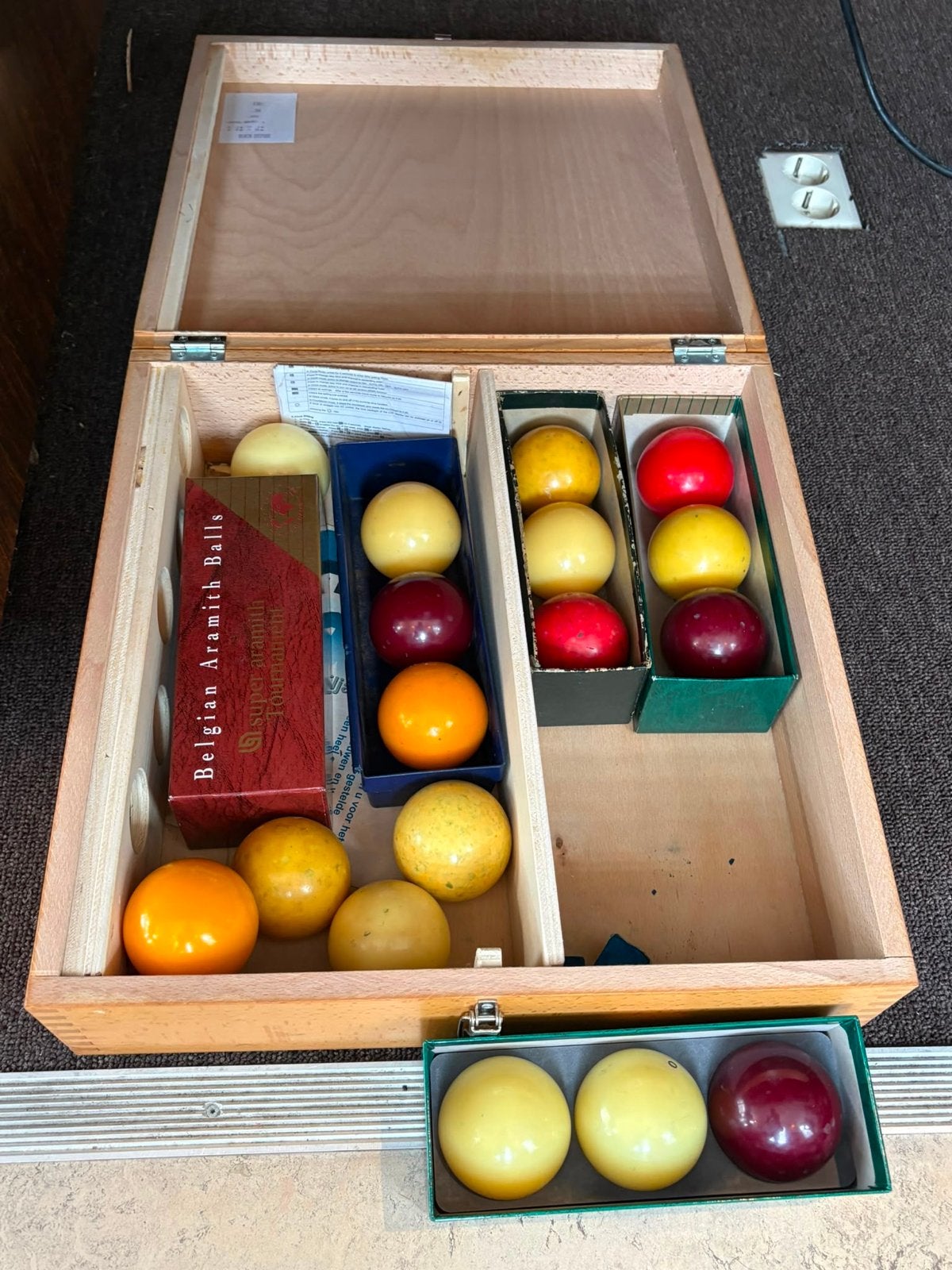 ≥ Wilhelmina Biljarttafel - Teab — Biljarten en Poolen — Marktplaats