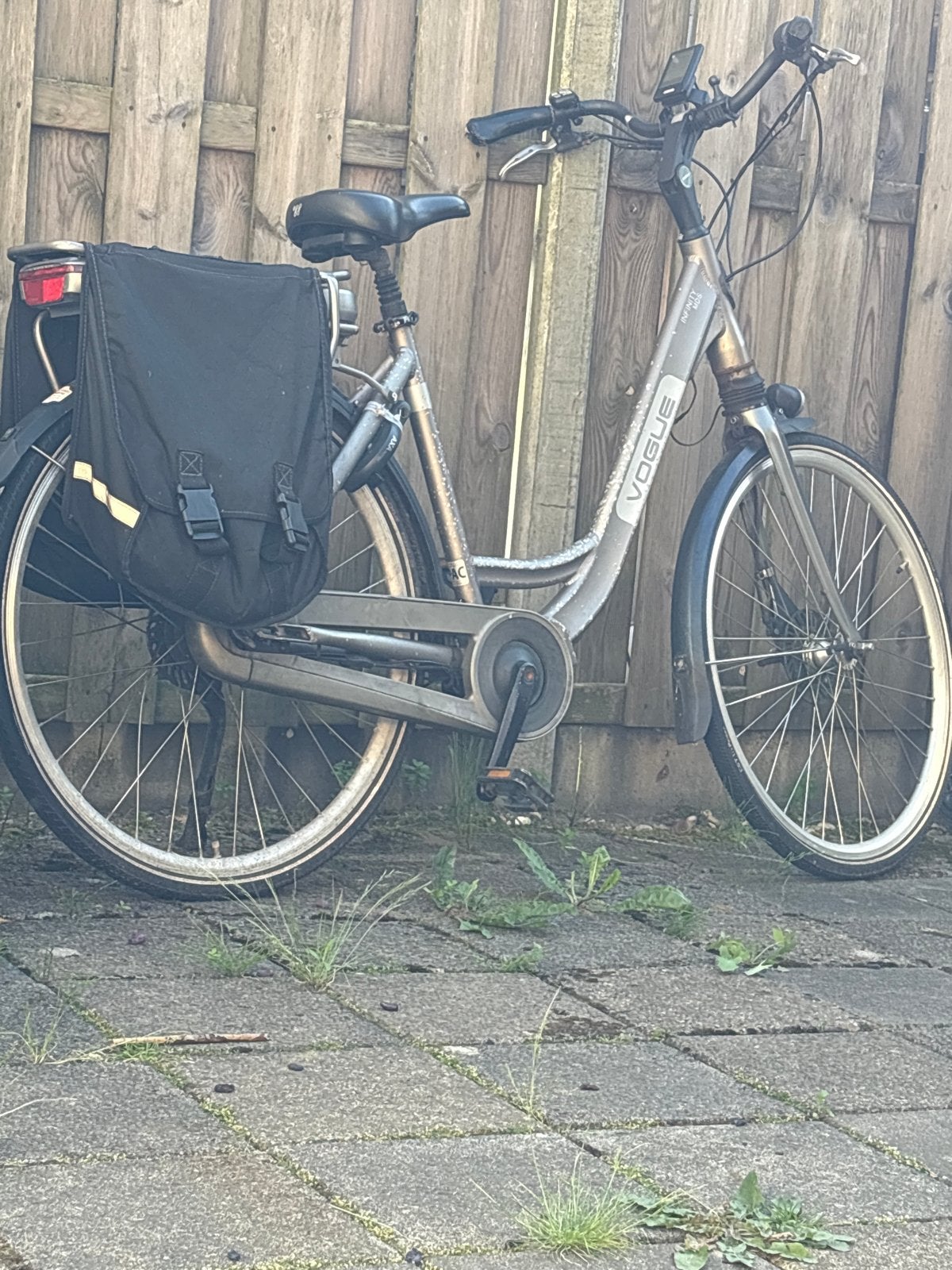 ≥ Vogue elektrische fiets - motor defect, rest werkt top — Elektrische ...