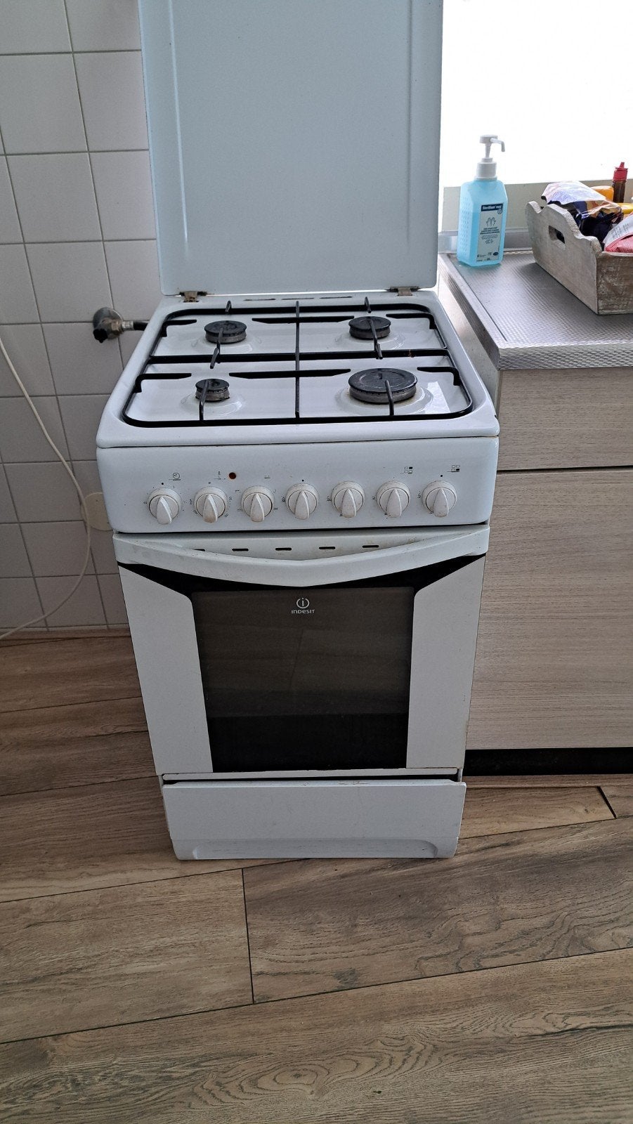 ≥ Indesit Vrijstaand Gasfornuis met Oven - Wit (m2406287988 ...