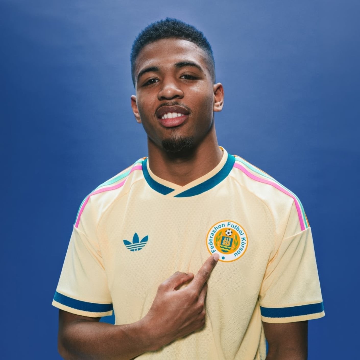 ≥ GEZOCHT! Origineel Curaçao Uitshirt Maat S (m2406890878) — Voetbal ...