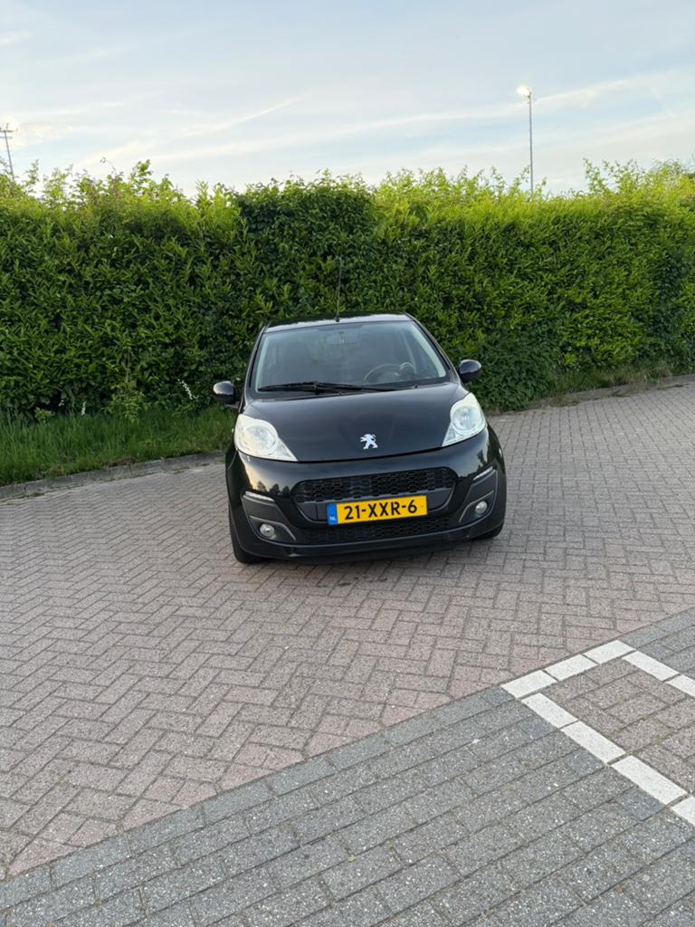≥ Peugeot 107 1.0 5DR 2012 Facelift zwart NW Koppeling Airco — Peugeot ...